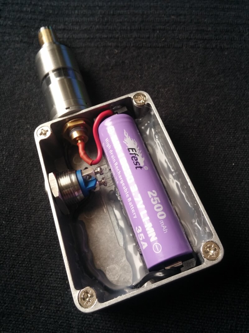 Explosion de son dispositif au Texas : un jeune homme décède des suites ...